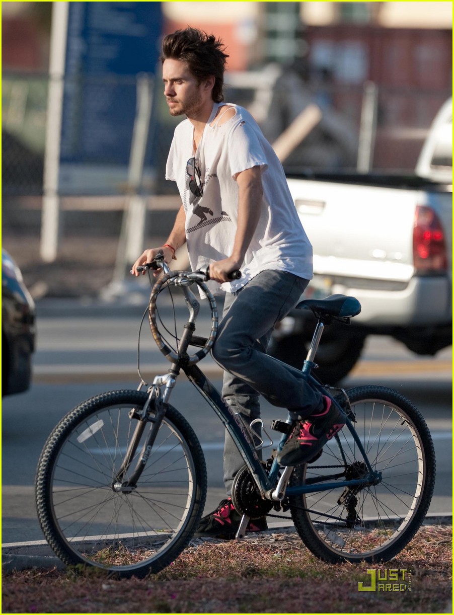 Jared Leto: Cowboy Hat Hippie - VIDEO!: Photo 2405570 | Jared Leto ...