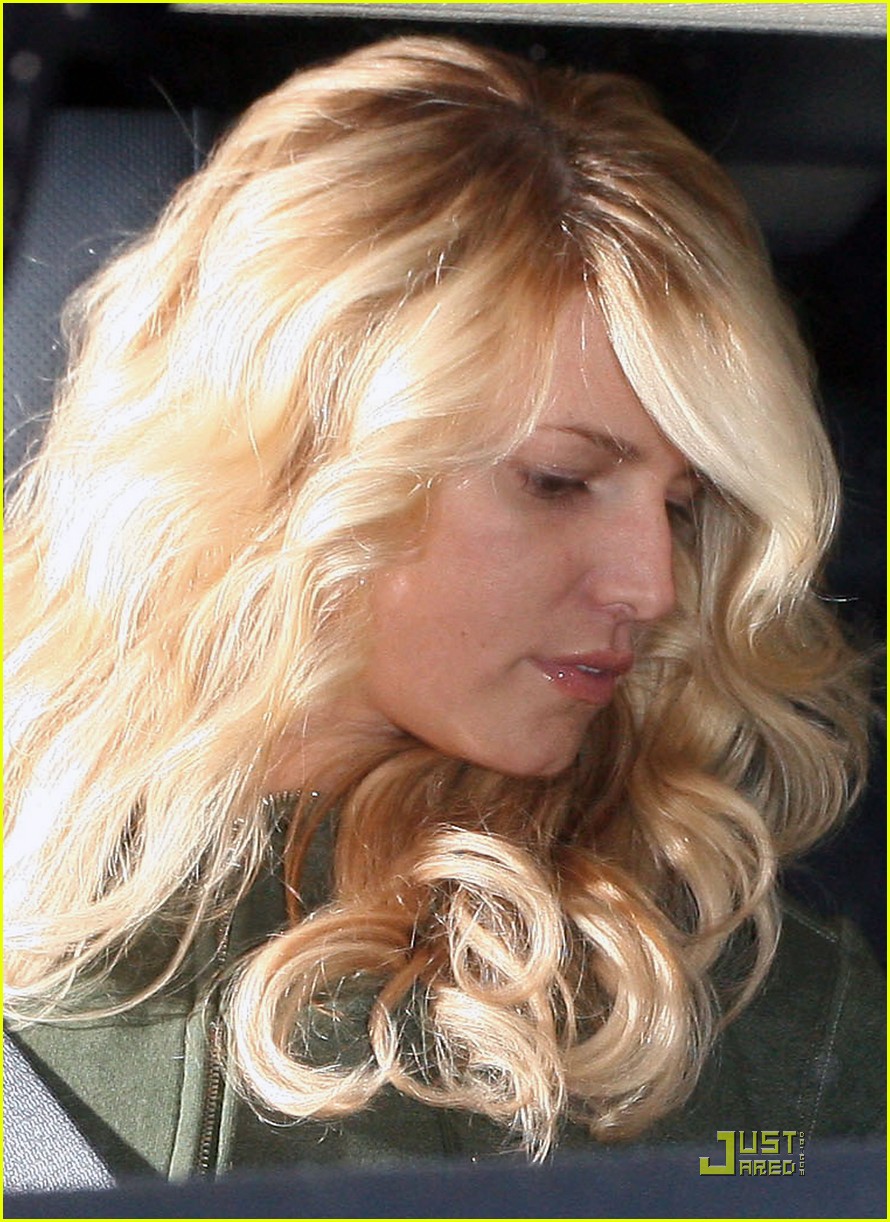 Jessica Simpson Gets More Color And Curls: Photo 2406348 | Jessica ...