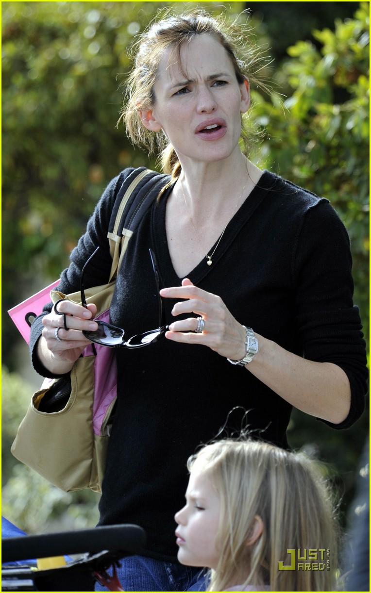 Violet Affleck: Mommy & Me!: Photo 2405312 | Ben Affleck, Celebrity ...