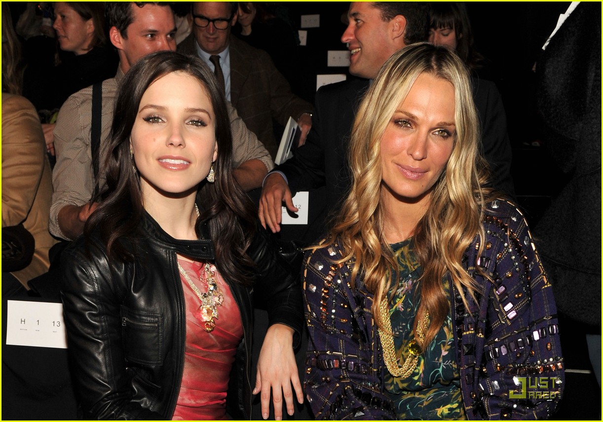 Sophia Bush & Austin Nichols: Vogue Valentine's Day!: Photo 2427675 ...