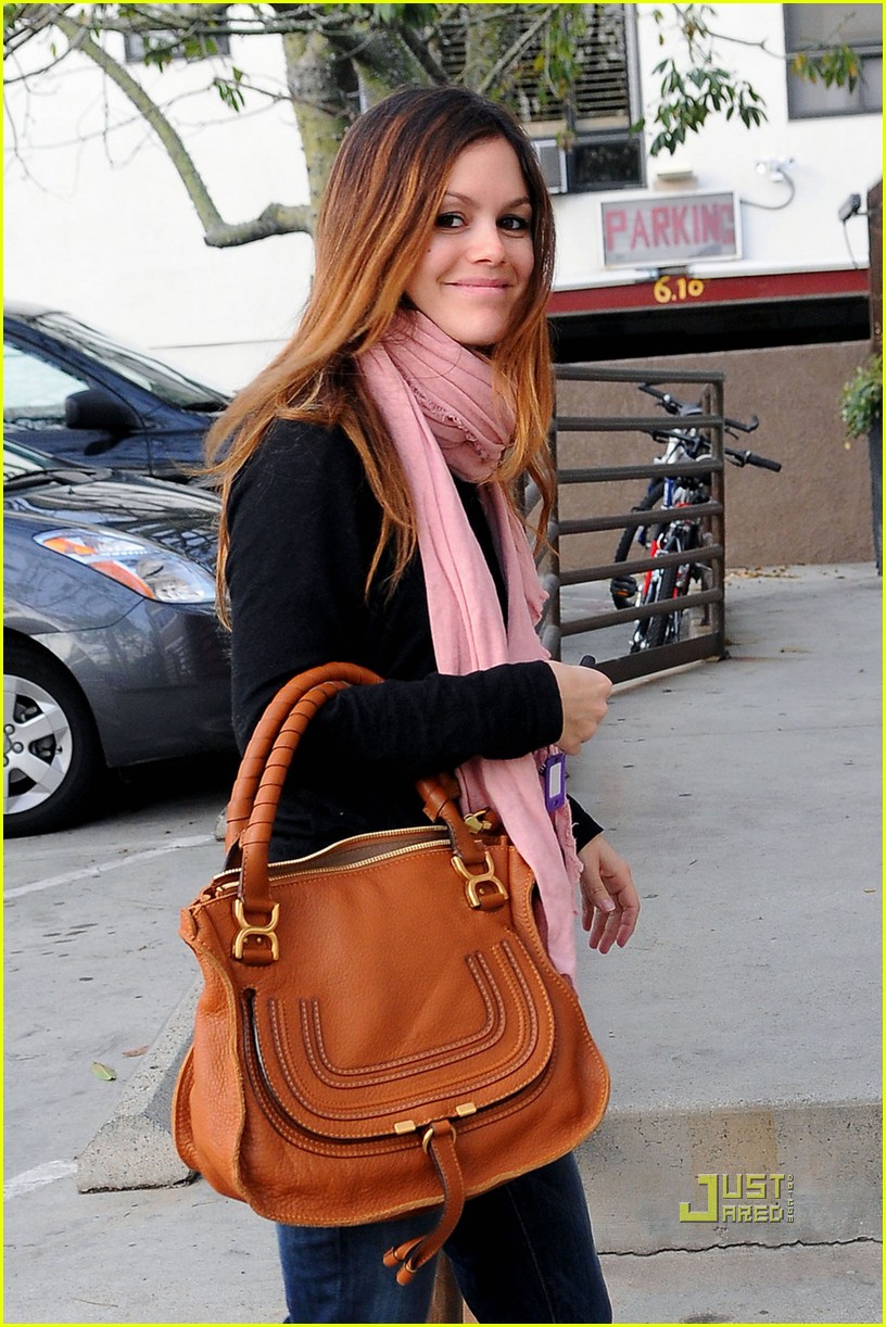 Rachel Bilson: Casting Office Cutie: Photo 2430487 | Rachel Bilson ...