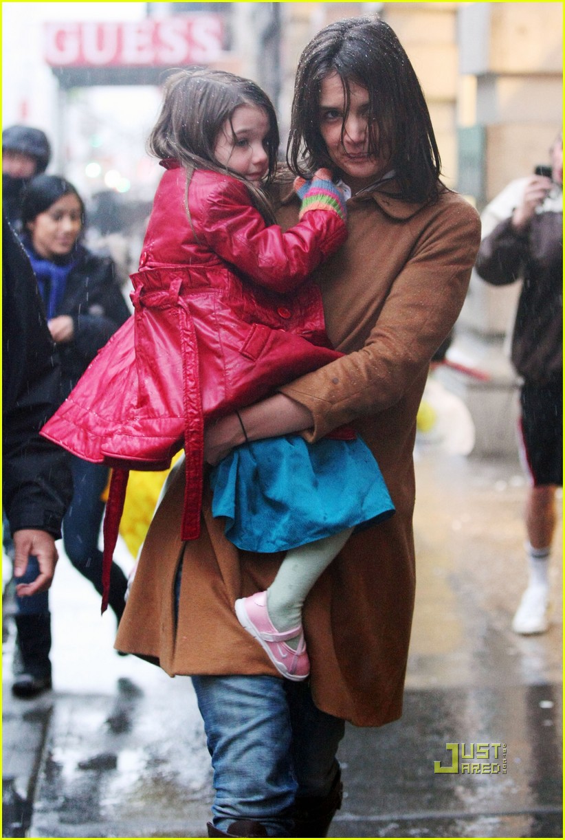 Suri Cruise: Sephora Time with Katie Holmes!: Photo 2427075 | Celebrity ...