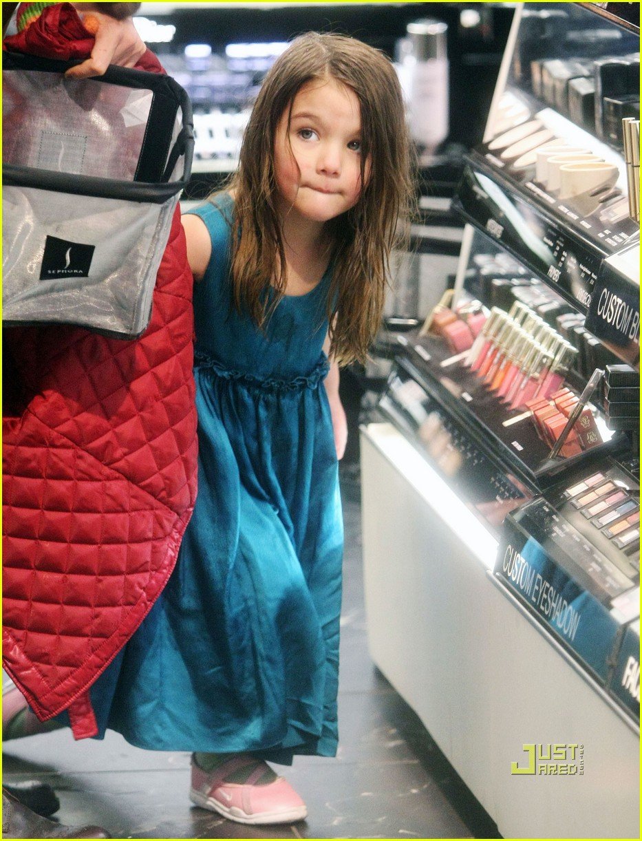 Suri Cruise: Sephora Time with Katie Holmes!: Photo 2427078 | Celebrity ...