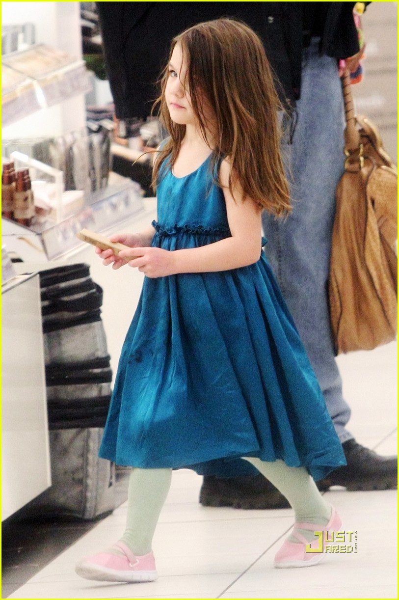 Suri Cruise: Sephora Time with Katie Holmes!: Photo 2427082 | Celebrity ...