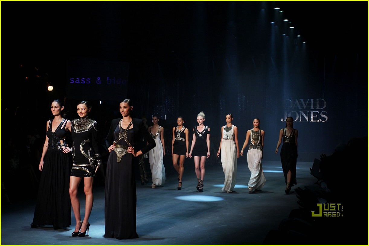 Miranda Kerr Gets Chained Up: Photo 2426659 | Miranda Kerr Photos ...