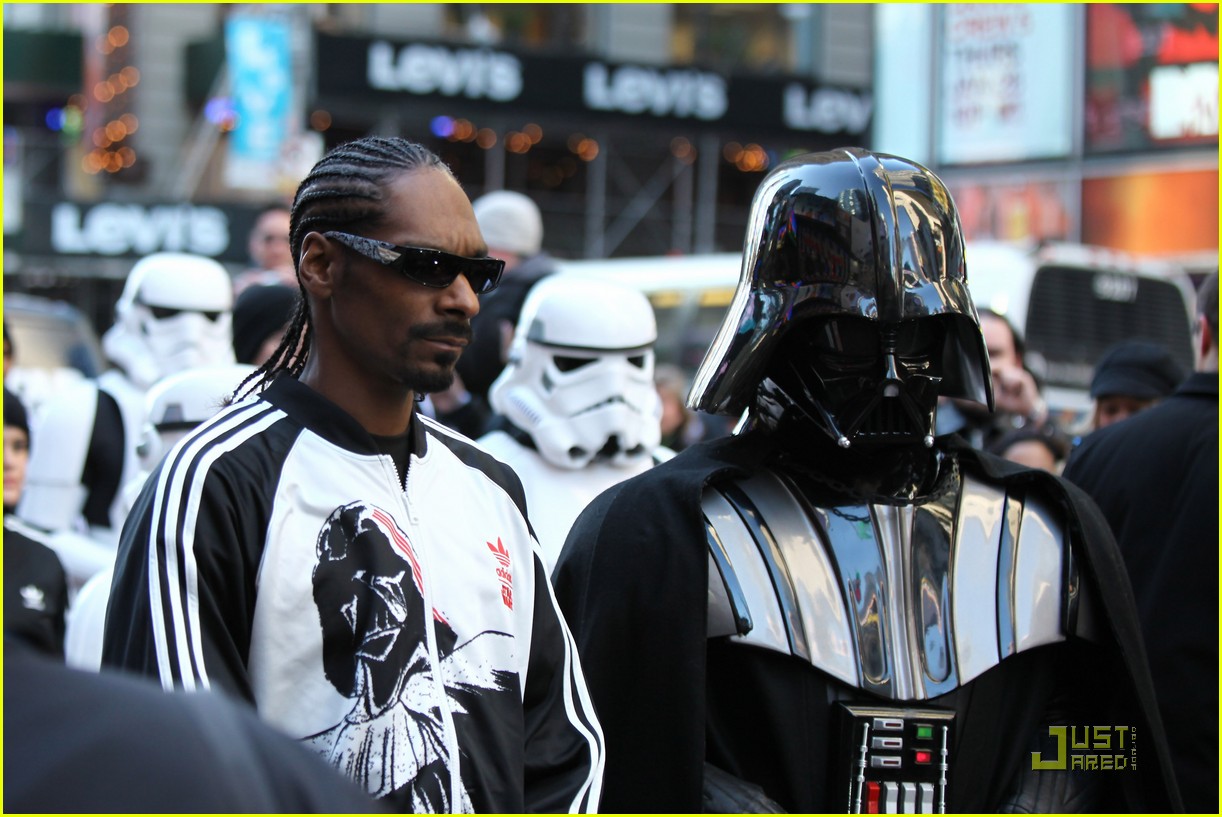 Snoop Dogg: Darth Vizzle Fo' Rizzle: Photo 2425407 | Snoop Dogg Photos ...