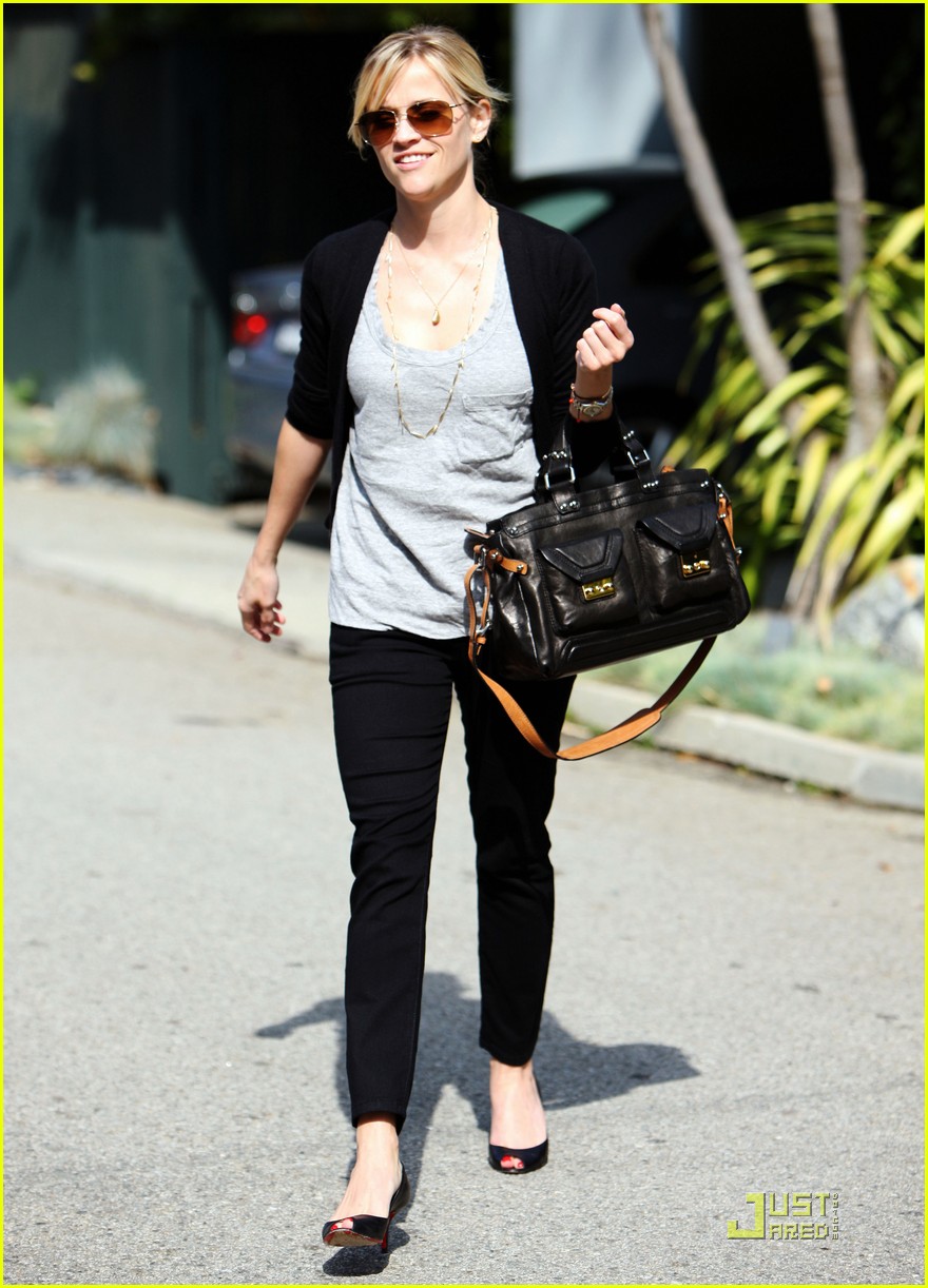 Reese Witherspoon: Giddy Girl: Photo 2428874 | Reese Witherspoon Photos ...