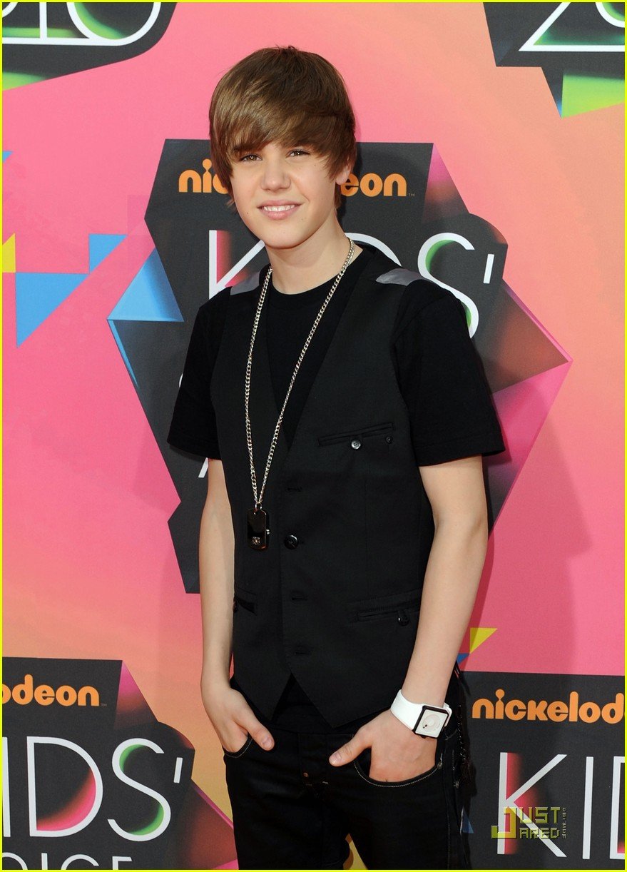 Justin Bieber -- 2010 Kids' Choice Awards Orange Carpet: Photo 2437869 ...