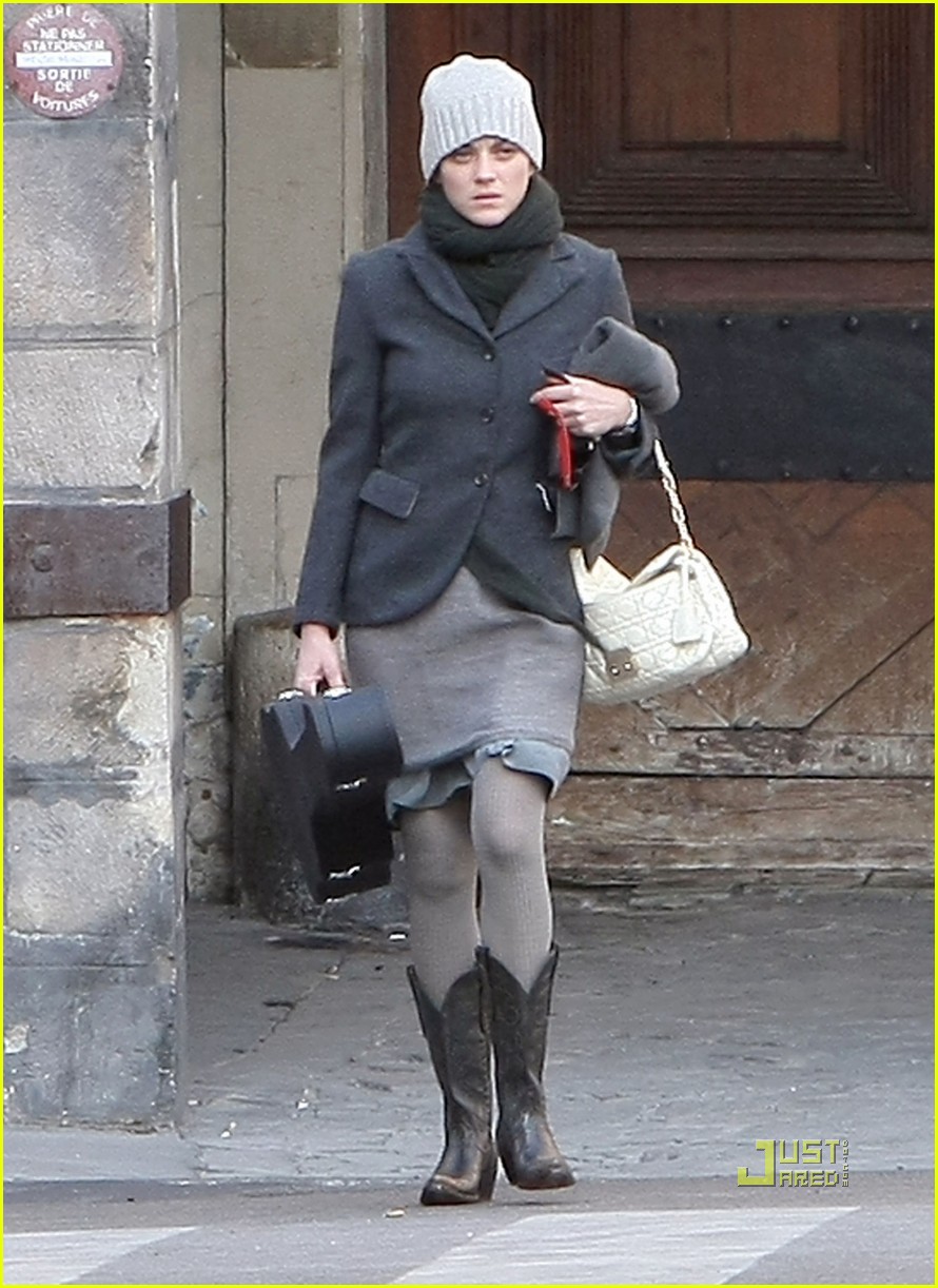 Marion Cotillard Makes Beautiful Music: Photo 2434884 | Marion ...