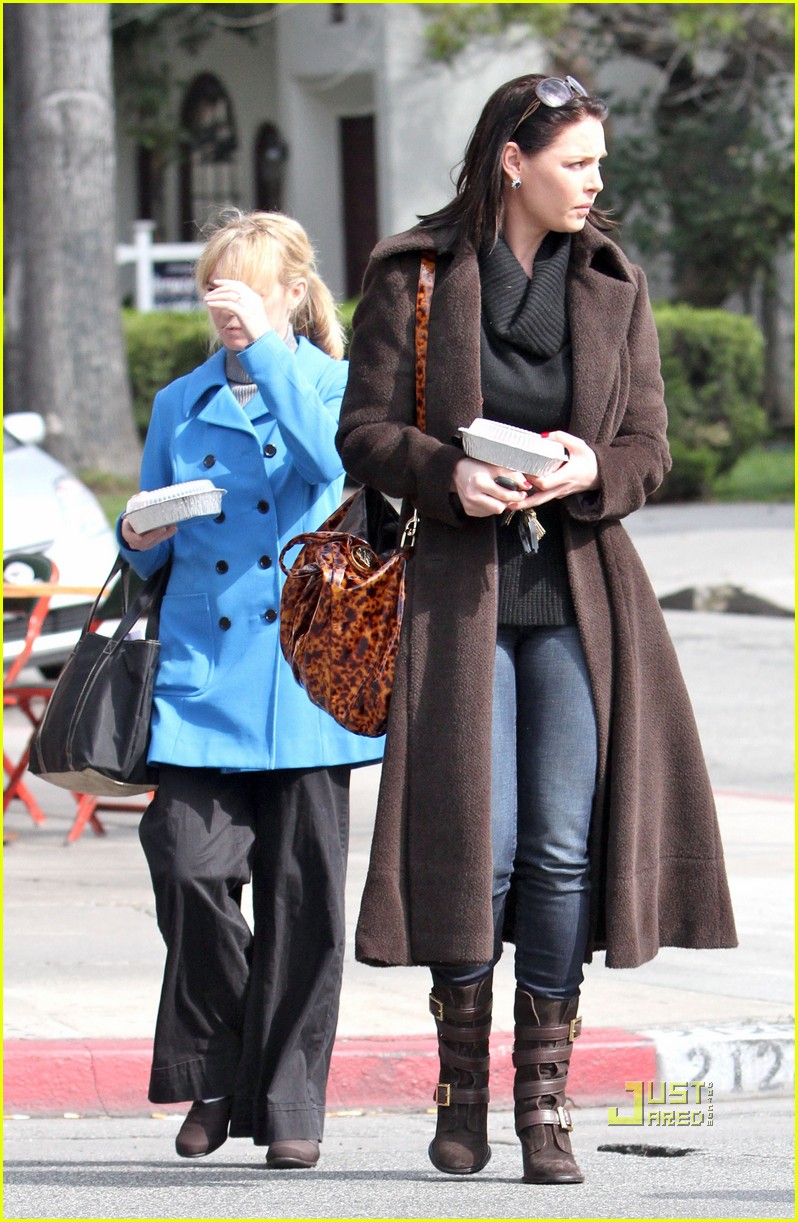 Katherine Heigl Debuts A Darker 'Do: Photo 2433569 | Katherine Heigl ...