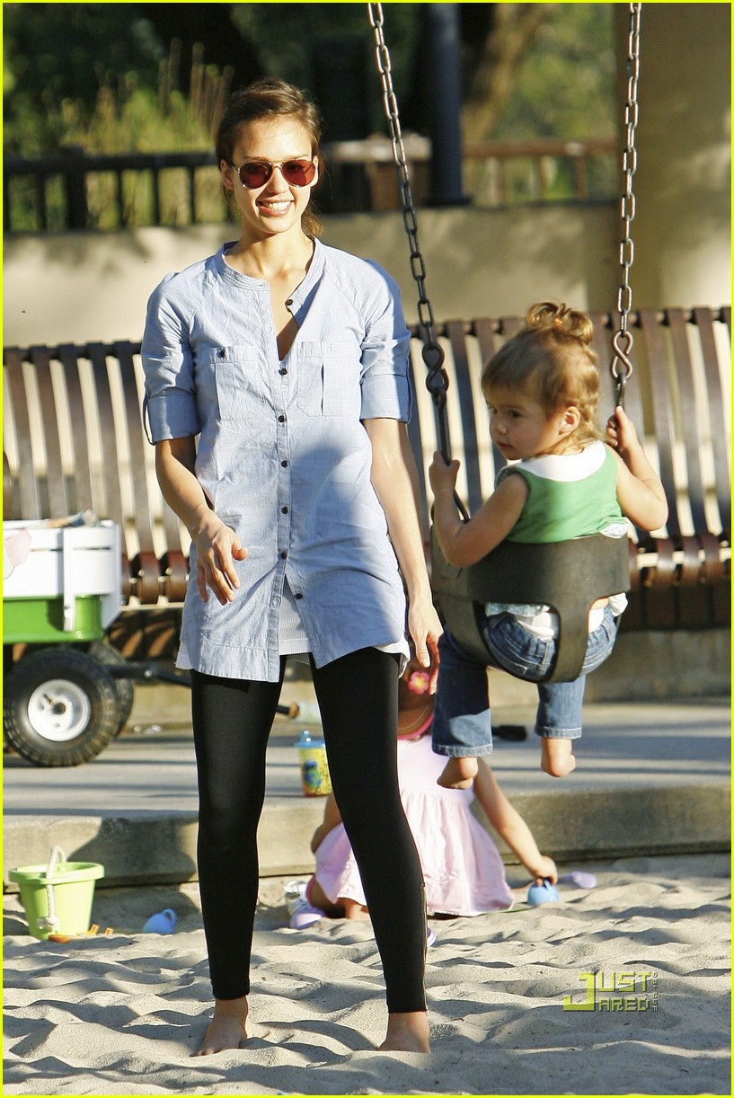 Honor Warren is a Sandbox Sweetheart: Photo 2435672 | Cash Warren ...