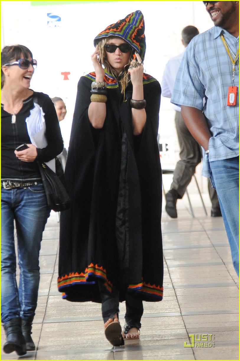 Ke$ha: Look Under My Hood!: Photo 2436829 | Kesha Photos | Just Jared ...