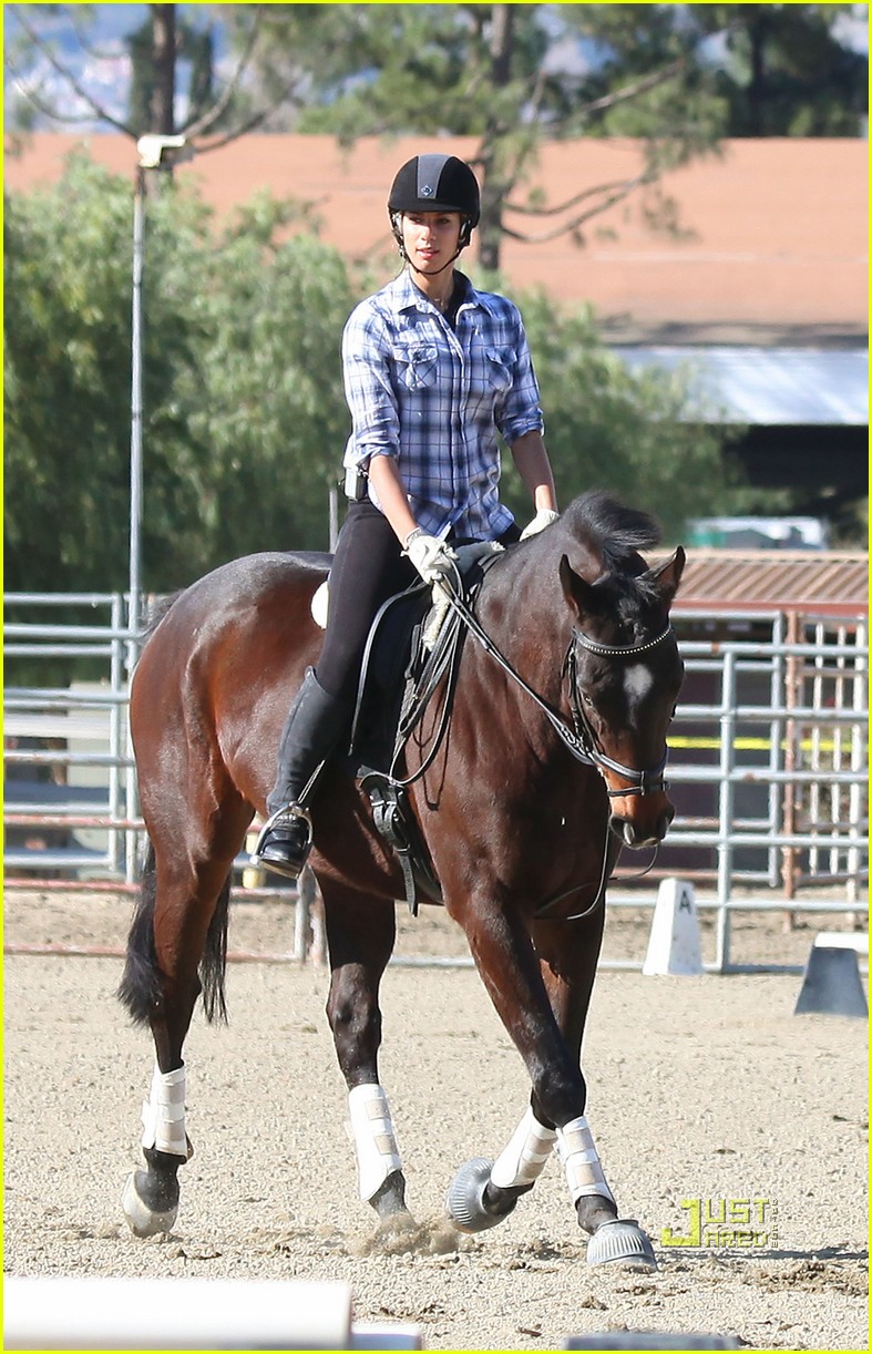 Leona Lewis: Giddy Up in Glendale: Photo 2433704 | Leona Lewis Photos ...