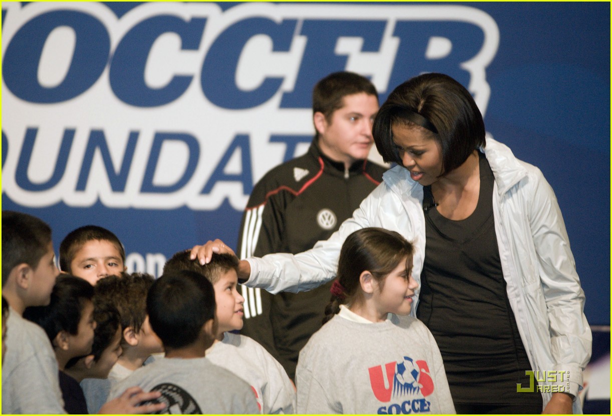 Michelle Obama: Let's Move!: Photo 2432292 | Michelle Obama Photos ...