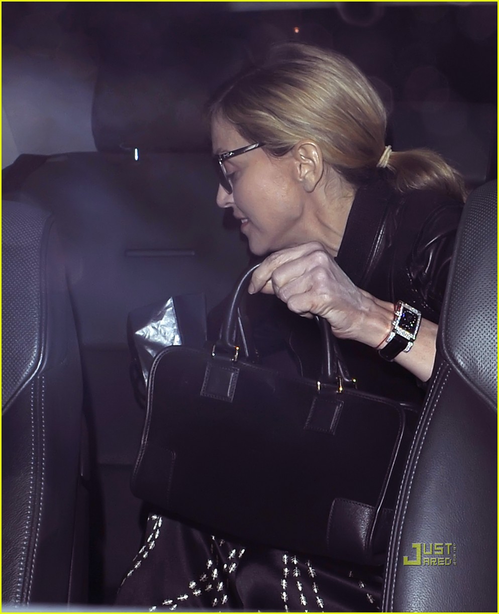 Gwyneth Paltrow & Madonna: Chelsea Chicks: Photo 2439321 | Gwyneth ...