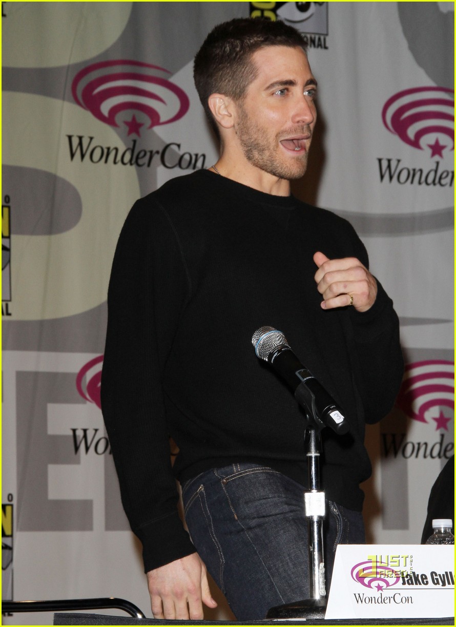 Jake Gyllenhaal: WonderCon Disney Dude: Photo 2439761 | Jake Gyllenhaal ...