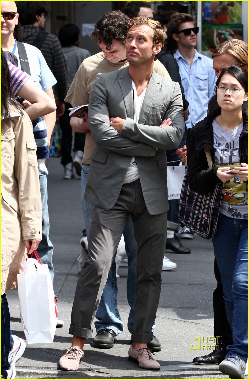 Jude Law & Jeremy Gilley: Soho Studs: Photo 2444437 | Jeremy Gilley ...