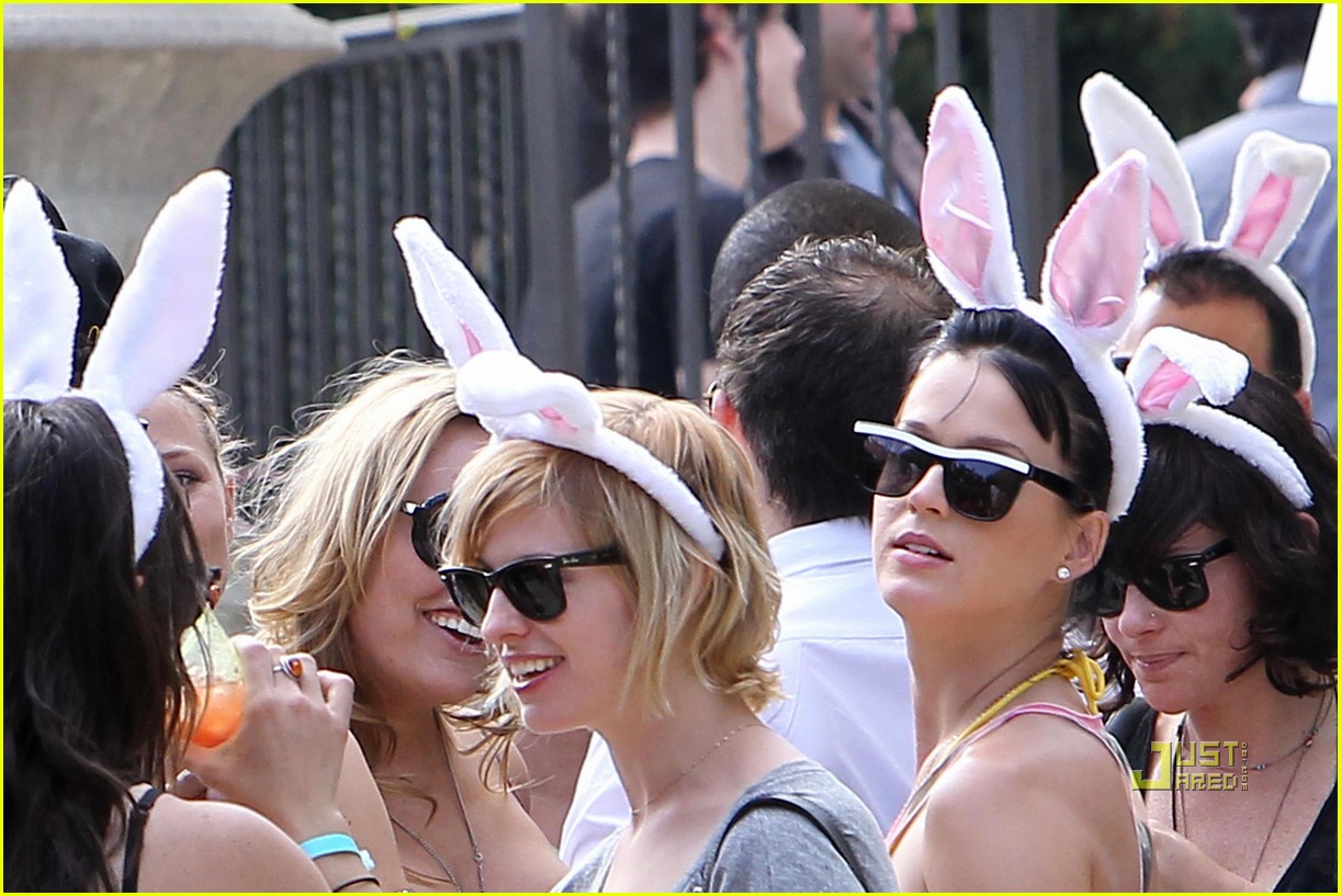 Katy Perry & Russell Brand Throw A Hoppin' Easter Party: Photo 2440156 ...