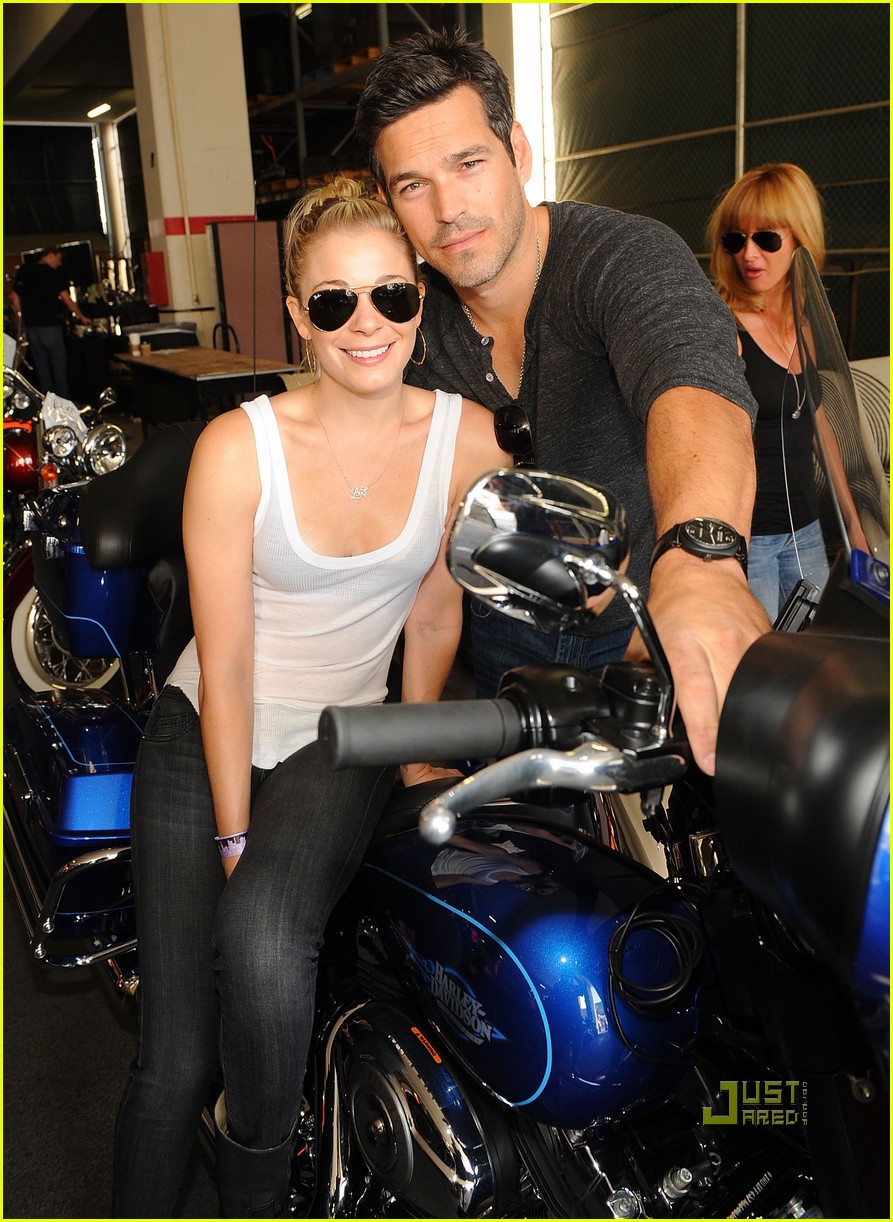 LeAnn Rimes & Eddie Cibrian: Motorcycle Mates: Photo 2443304 | Eddie ...