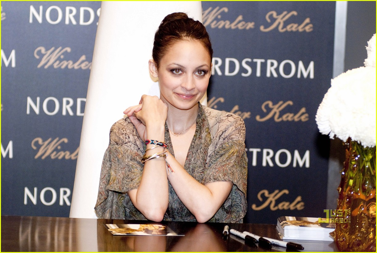 Nicole Richie: Winter Kate in the Windy City!: Photo 2441928 | Nicole ...