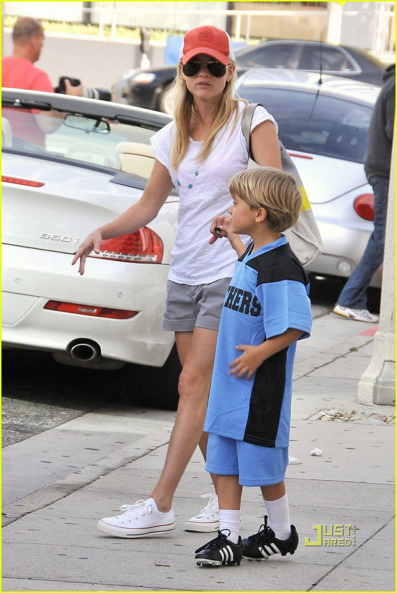 Jim Toth: Big 5 with Reese Witherspoon's Kids: Photo 2443449 | Ava ...