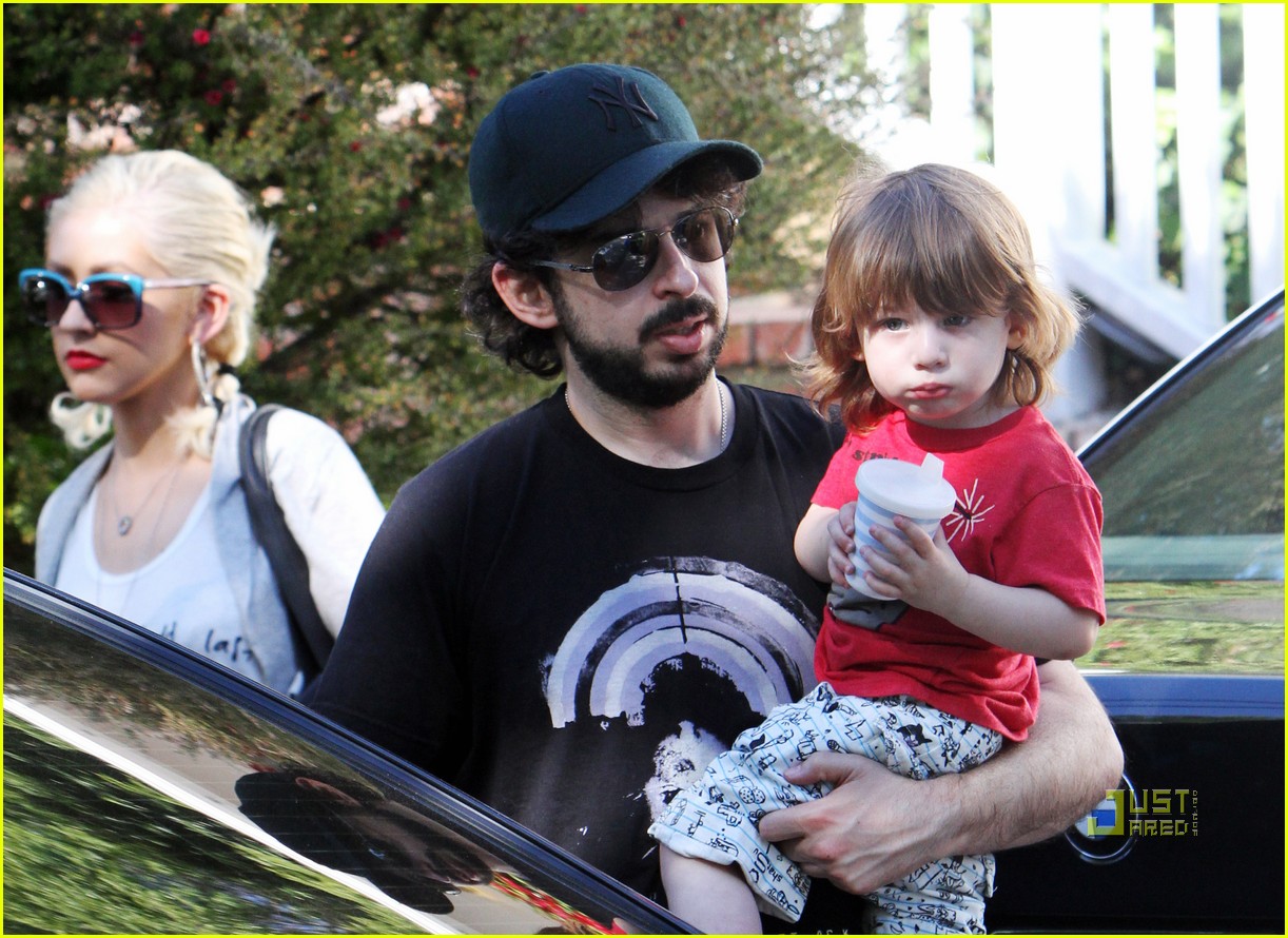 Christina Aguilera: Memorial Day Weekend with Max!: Photo 2454847 ...