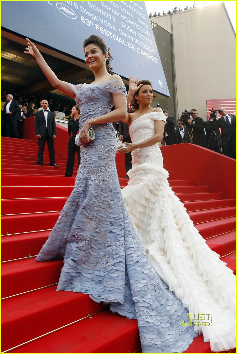 Aishwarya Rai: CANNES, CANNES!: Photo 2449939 | 2010 Cannes Film ...