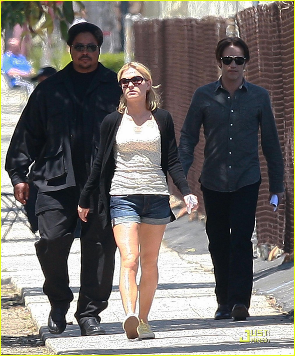 Anna Paquin & Stephen Moyer: Shady Couple: Photo 2447962 | Anna Paquin ...