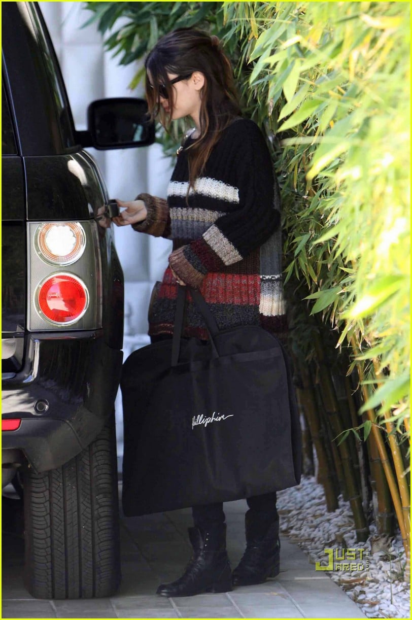 Rachel Bilson to Marry at Hayden Christensen's Ranch?: Photo 2449571 ...