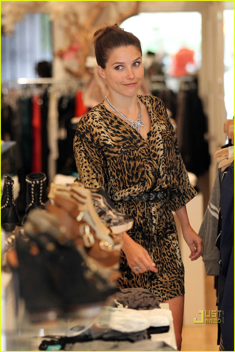 Sophia Bush: Peek-a-Boo, I See You!: Photo 2454629 | Sophia Bush Photos ...