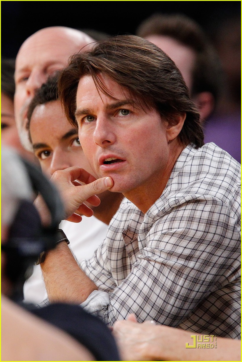 Tom Cruise & Connor Cruise Check Out The Lake Show: Photo 2452105 ...