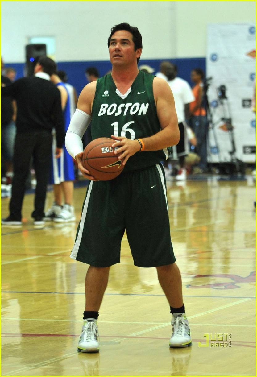 Dean Cain & Brandon Routh: Basketball Supermen!: Photo 2449041 ...