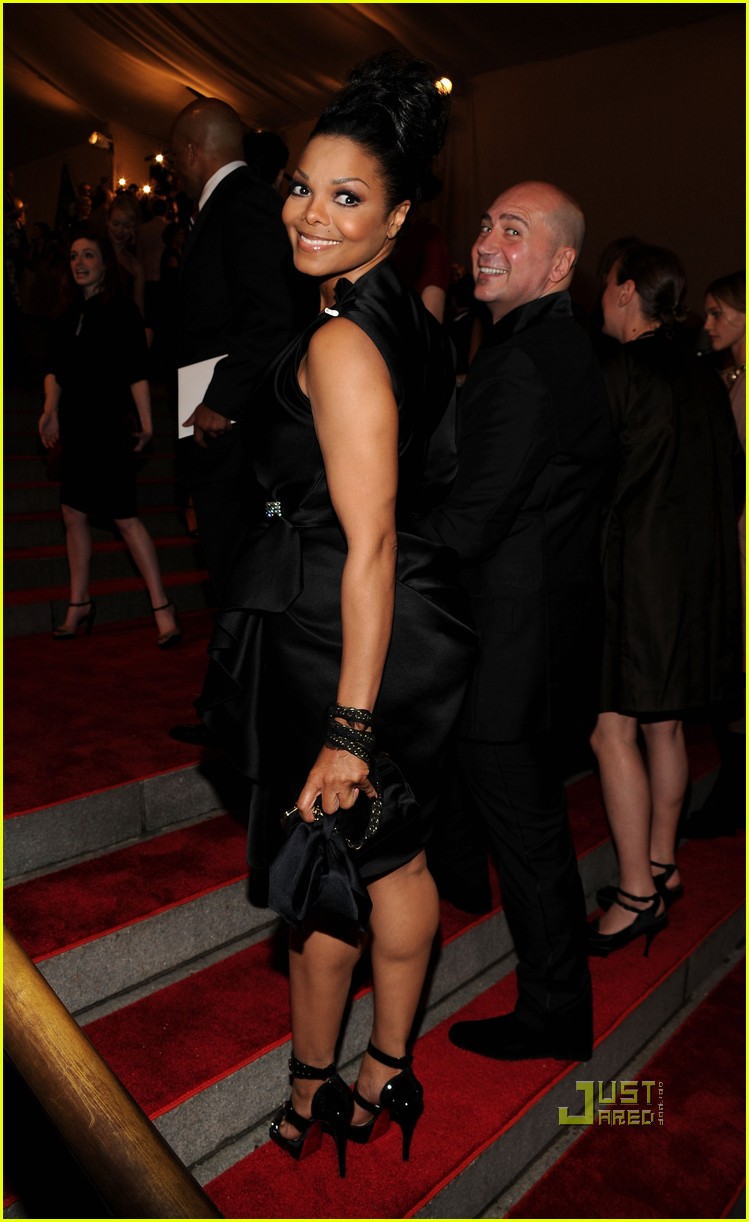 Janet Jackson: MET Ball 2010: Photo 2447815 | 2010 MET Ball, Janet ...
