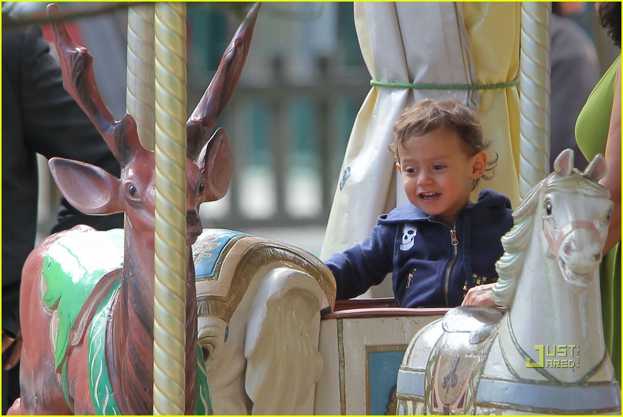 Jennifer Lopez & Marc Anthony: Pucci Pair: Photo 2449326 | Benny Medina ...