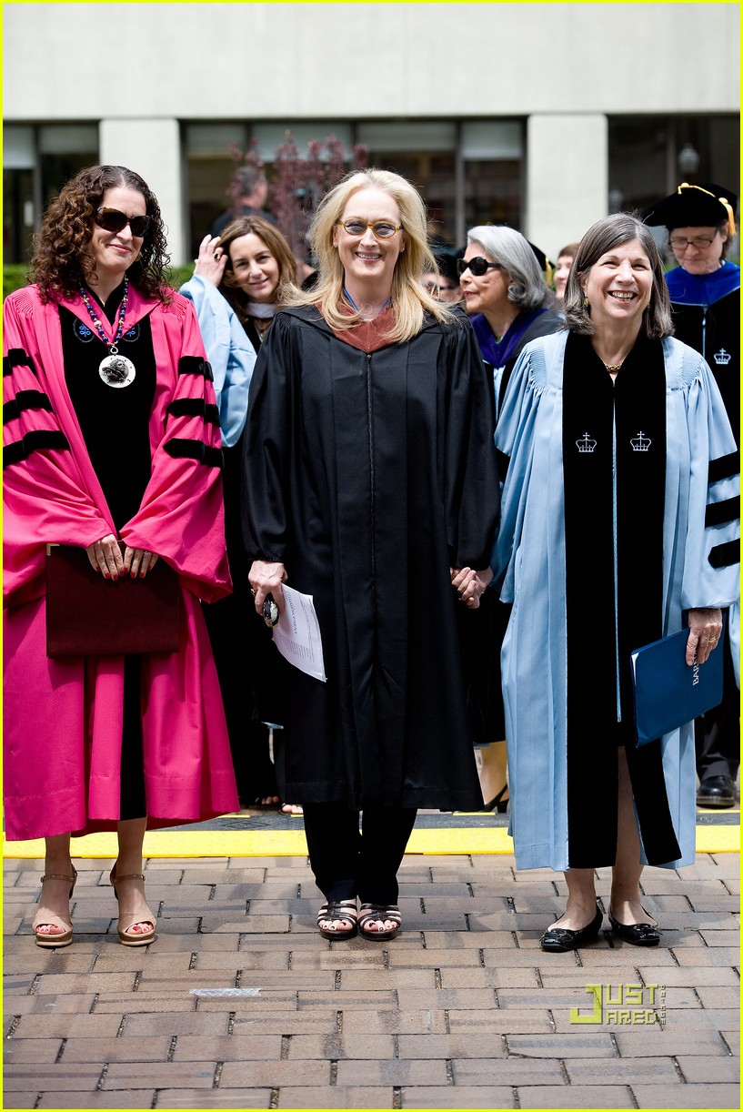 Meryl Streep: Barnard College's Commencement Speaker!: Photo 2451606 ...