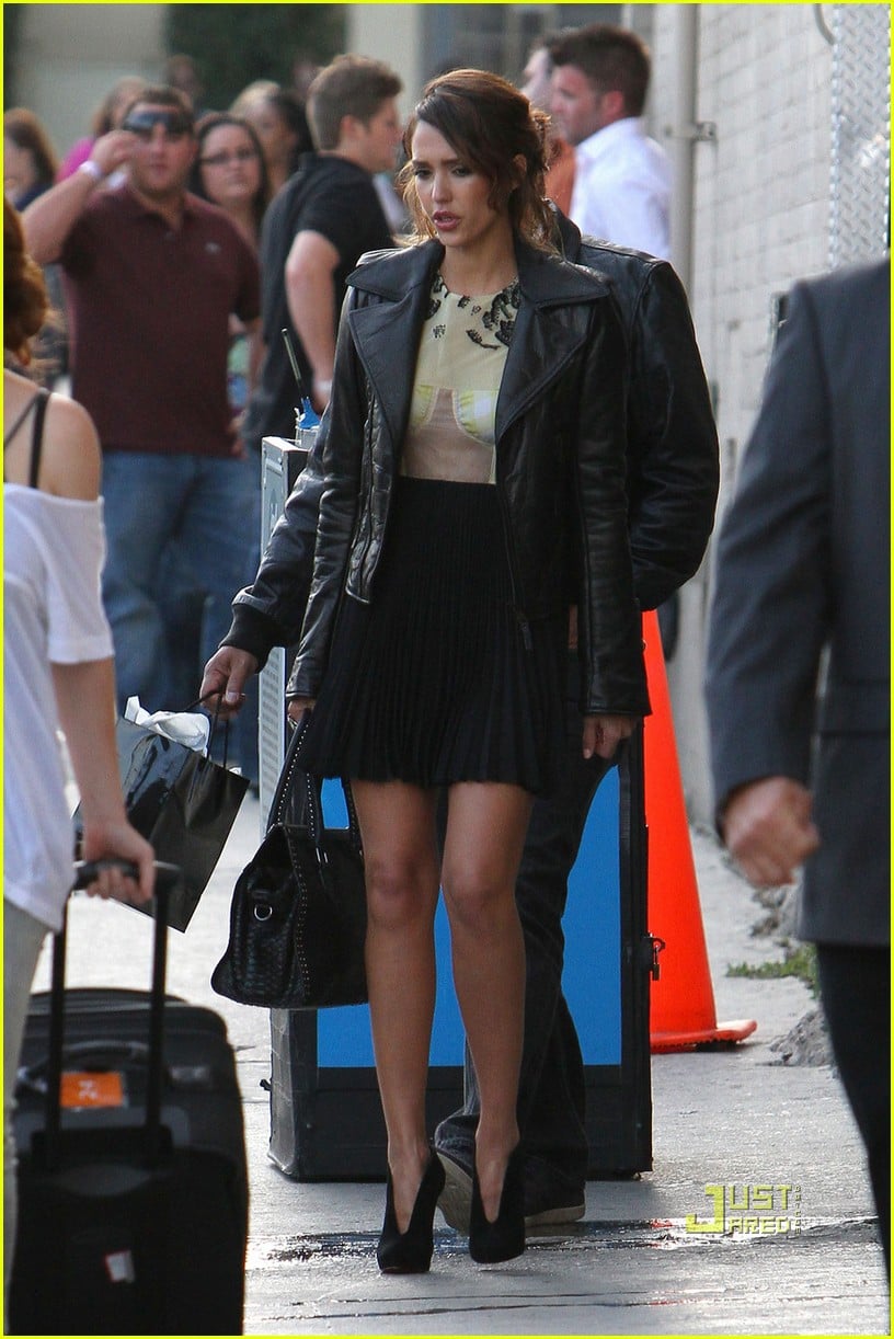 Jessica Alba: Jimmy Kimmel Live on Sunday!: Photo 2458304 | Jessica ...