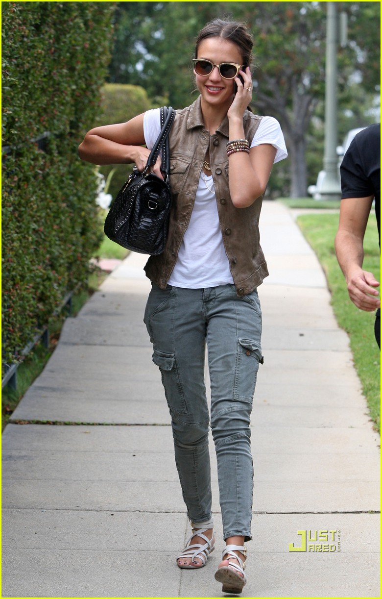 Jessica Alba: Jimmy Kimmel Live on Sunday!: Photo 2458306 | Jessica ...