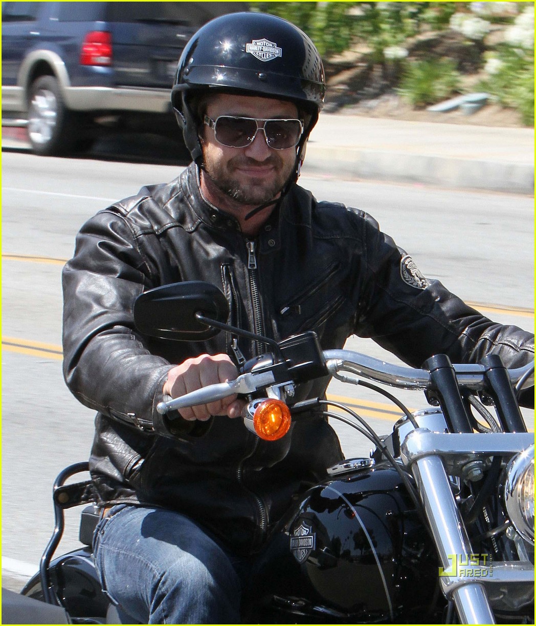 Gerard Butler: Harley Davidson Dude: Photo 2460206 | Gerard Butler ...