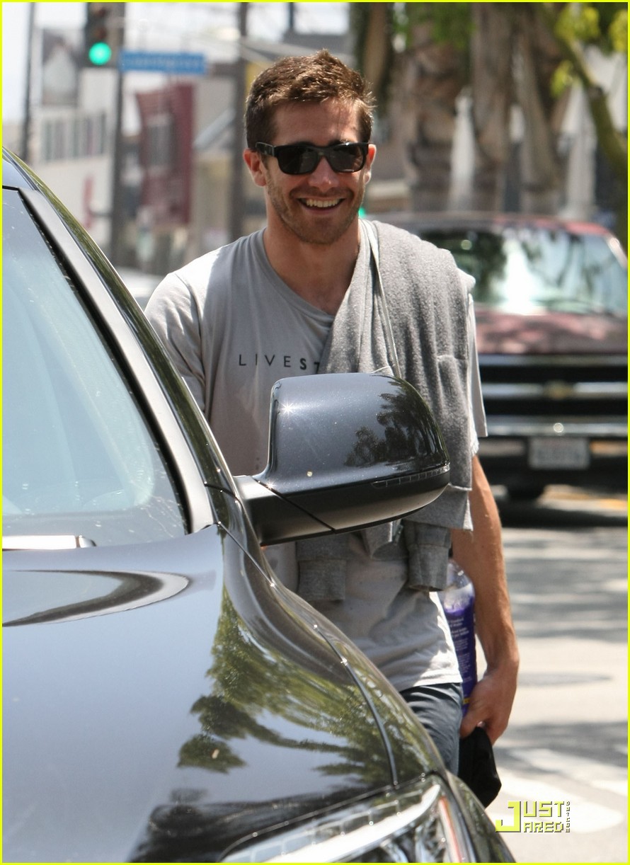 Jake Gyllenhaal: My Abs Make Me Who I Am: Photo 2456123 | Jake ...