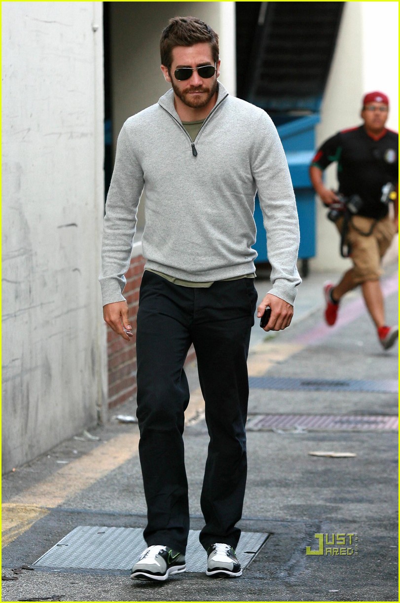 Jake Gyllenhaal: Grassroots Effort!: Photo 2461048 | Jake Gyllenhaal ...