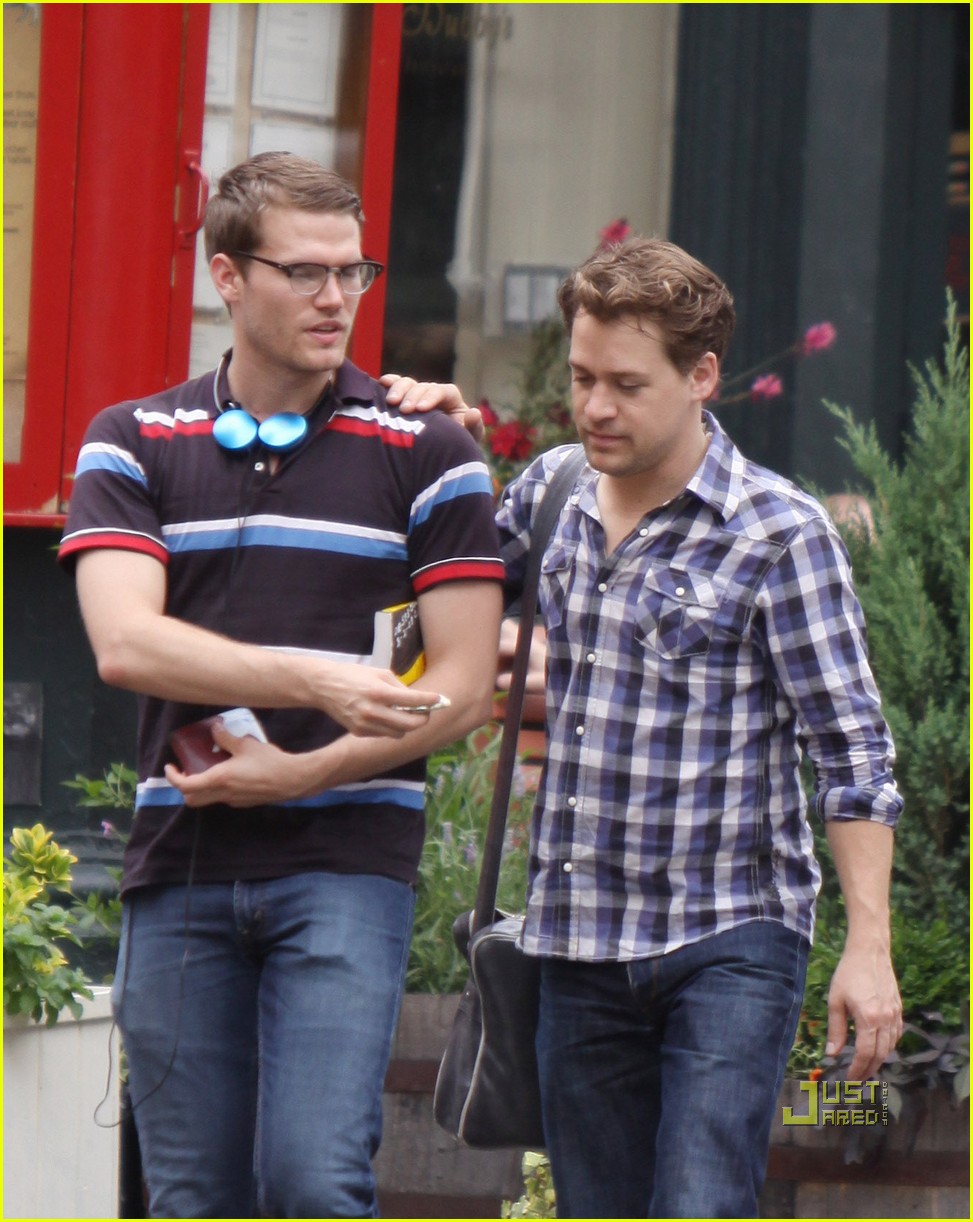 T.R. Knight: New Boyfriend, New Broadway Play!: Photo 2457967 ...
