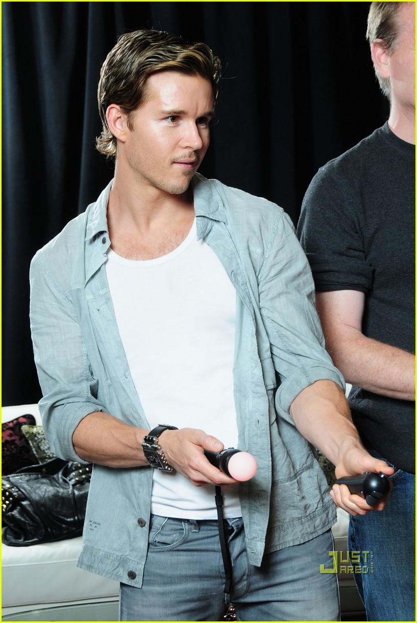 Ryan Kwanten: Jason Stackhouse Has A Long Way to Go: Photo 2458738 ...