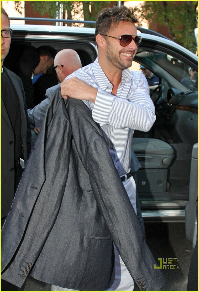 Ricky Martin: Milan Fashion Week Man!: Photo 2460661 | Ricky Martin ...