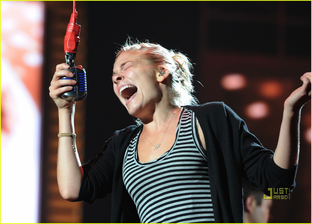 LeAnn Rimes: CMT Music Awards!: Photo 2457608 | LeAnn Rimes Photos ...