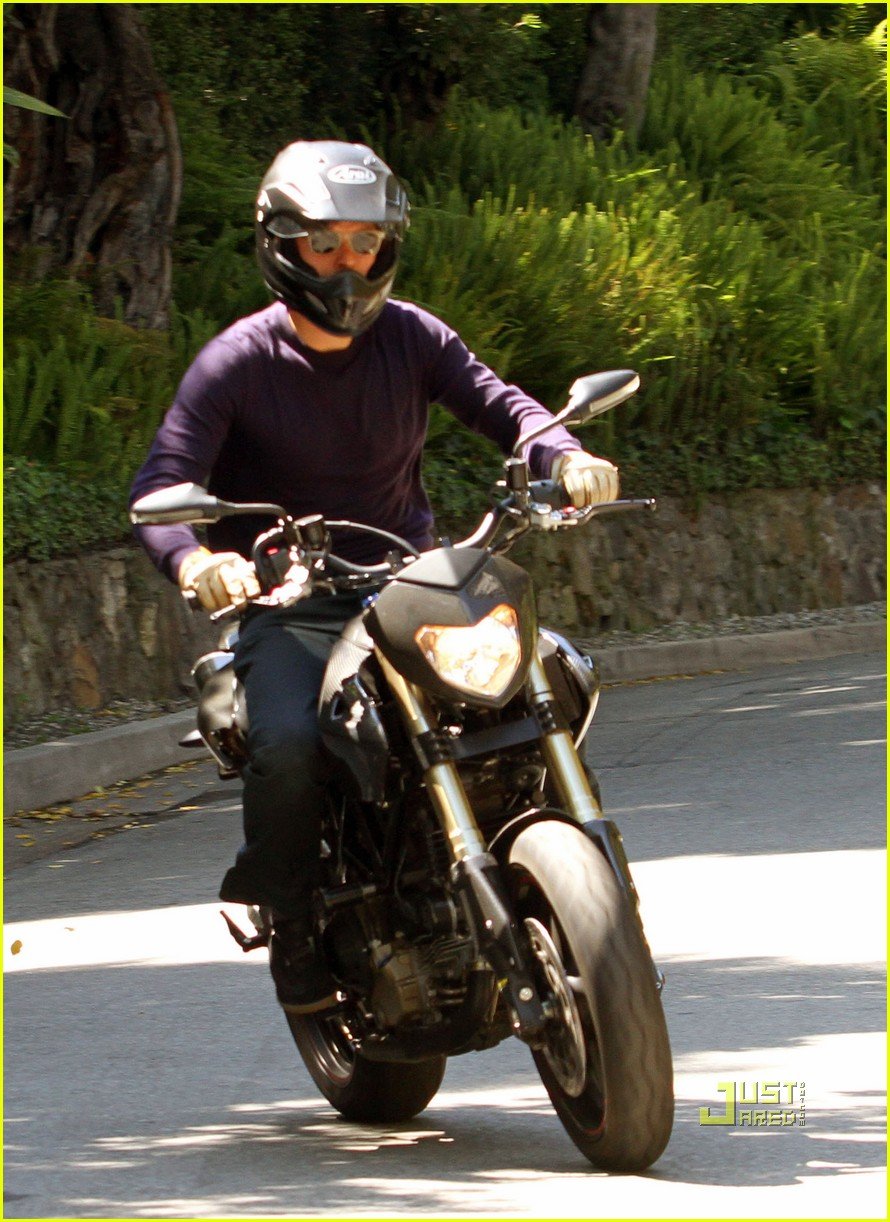 Orlando Bloom: Motorcycle Ride to In-N-Out: Photo 2469960 | Miranda ...