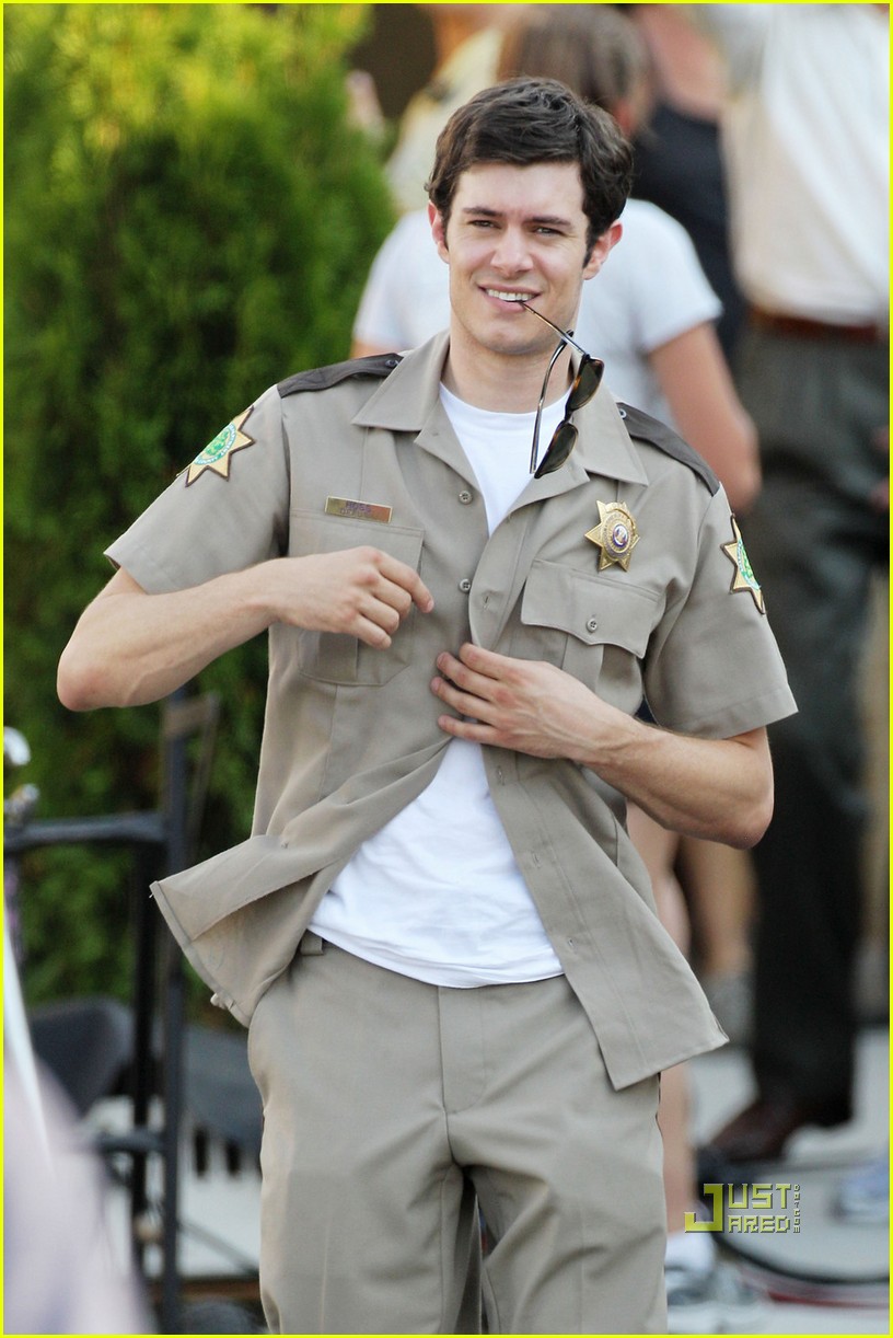 Adam Brody: Detroit Detective in 'Scream 4'!: Photo 2464576 | Adam ...