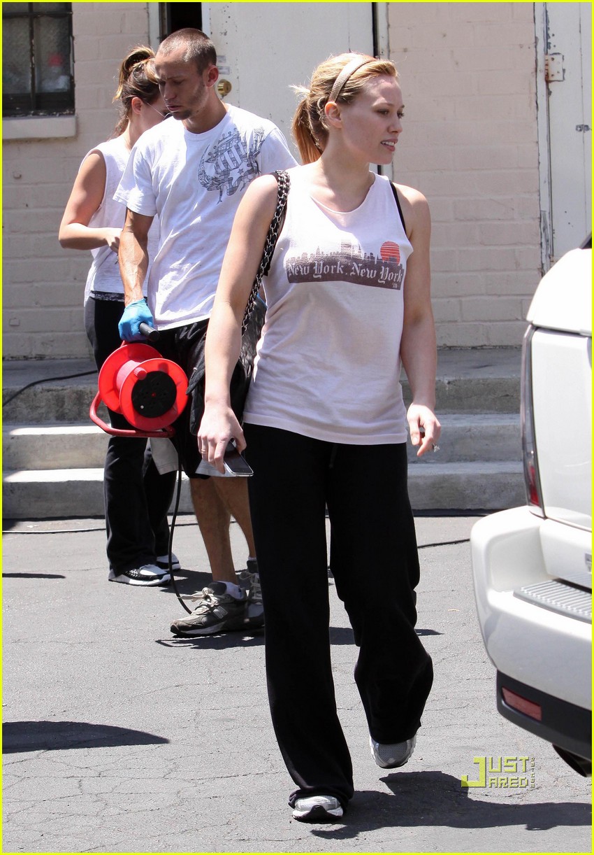 The Buff Duff Sisters Work It Out: Photo 2470451 | Haylie Duff, Hliary ...