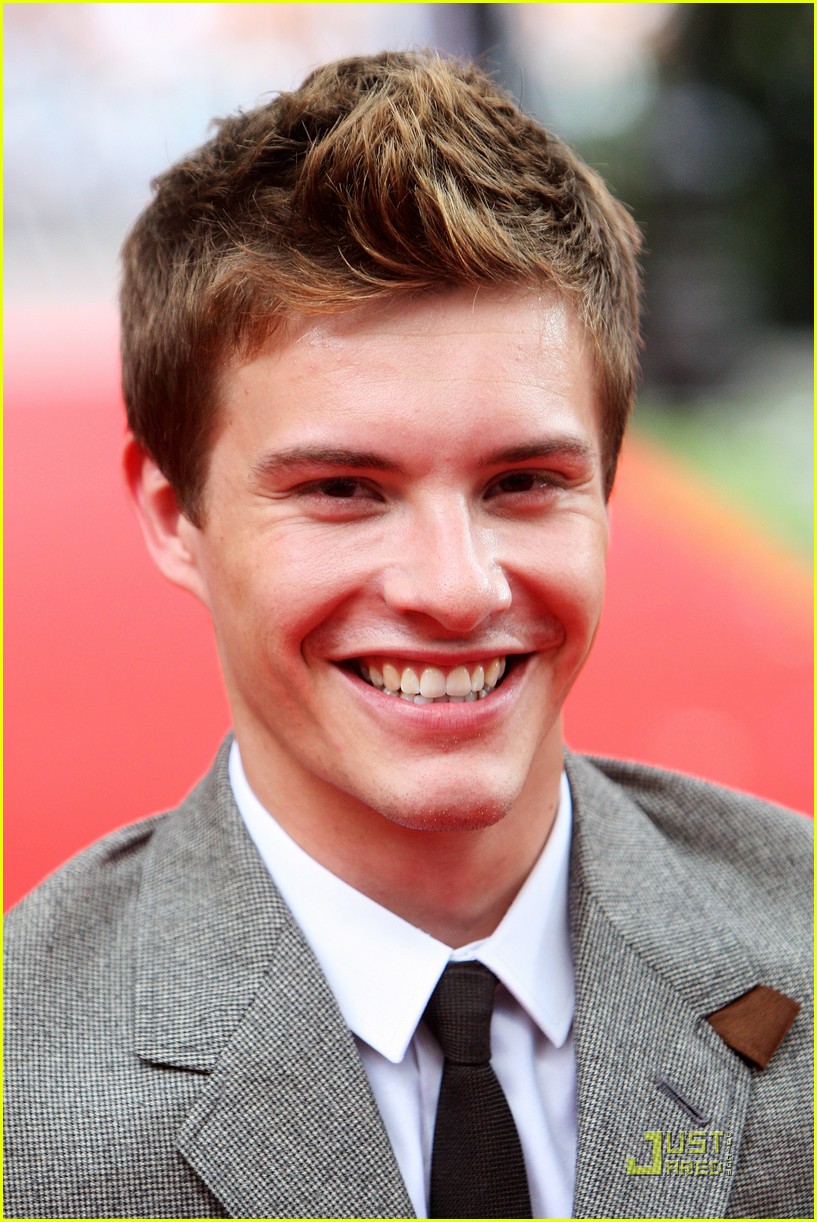 'Twilight' Stars Dazzle at 'Eclipse' London Premiere: Photo 2463220 ...