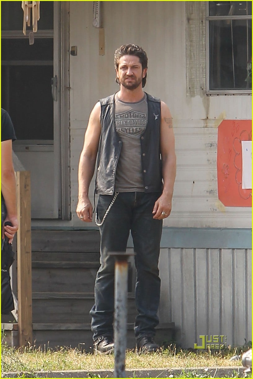 Gerard Butler is the Machine Gun Preacher: Photo 2465465 | Gerard ...