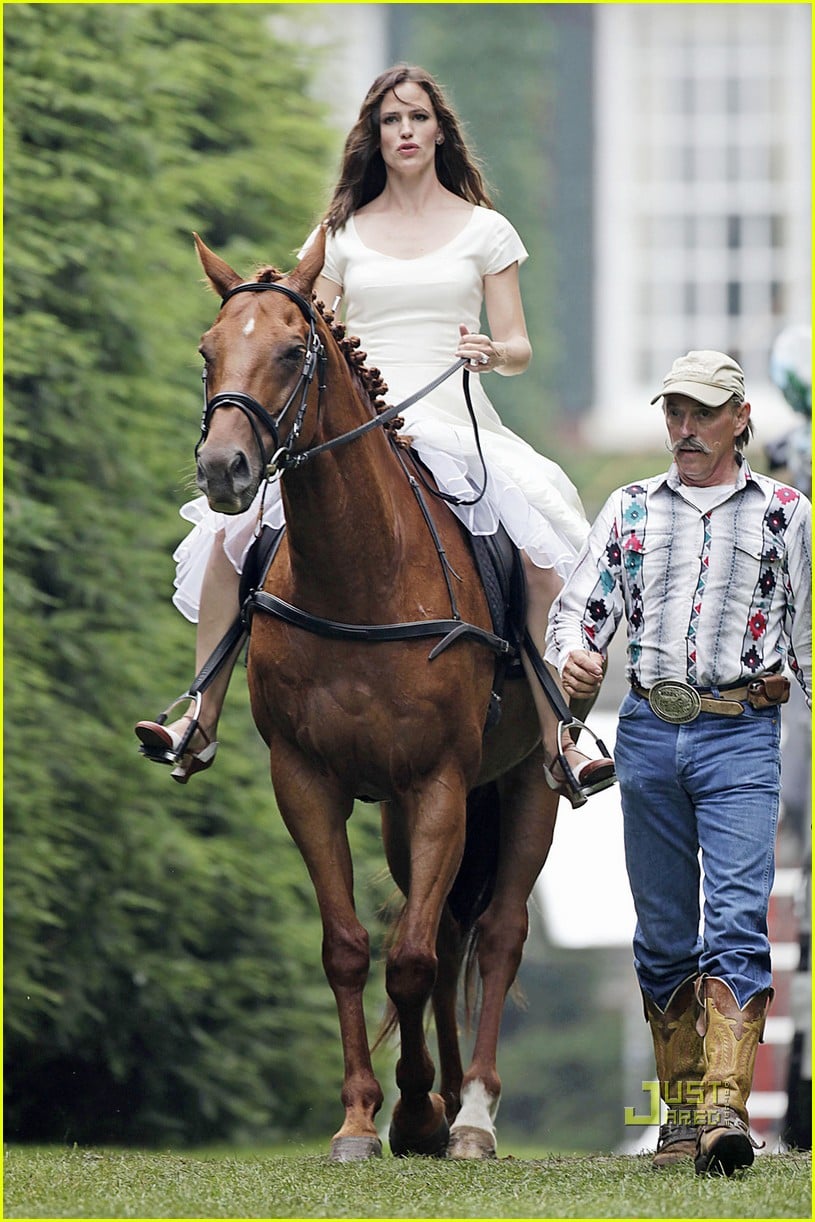 Jennifer Garner: Horseback Riding with Russell Brand!: Photo 2468532 ...